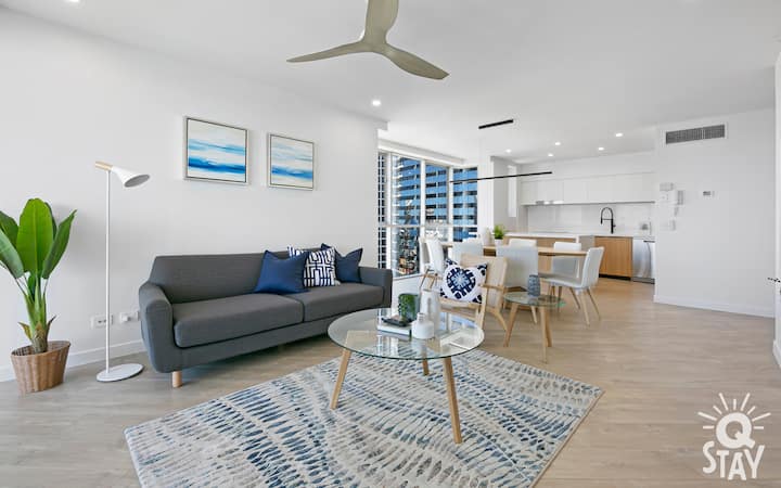 Ocean View Family Apartment In Surfers Paradise - Surfers Paradise