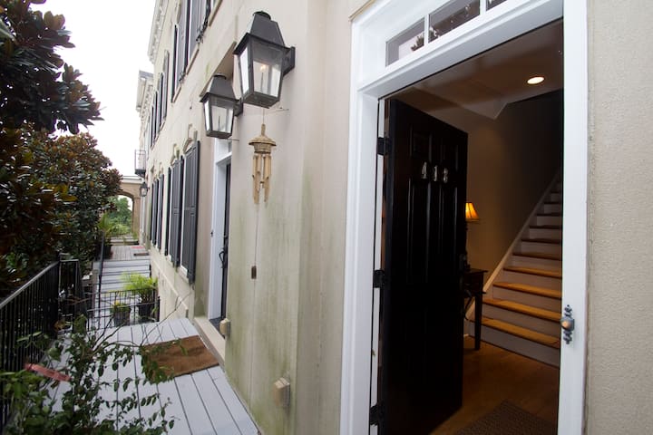 Beautiful Savannah, Ga - 30 Days Minimum Stay - Savannah, GA