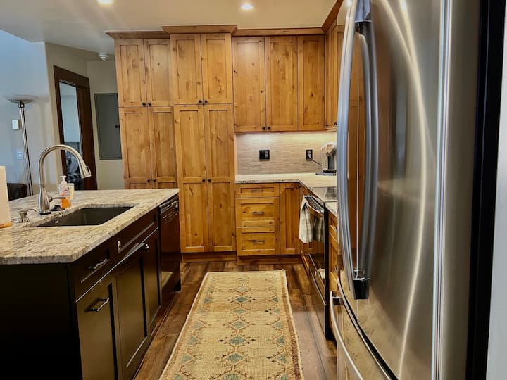 Newly Remodeled Top Floor Condo Centrally Located - Steamboat Springs