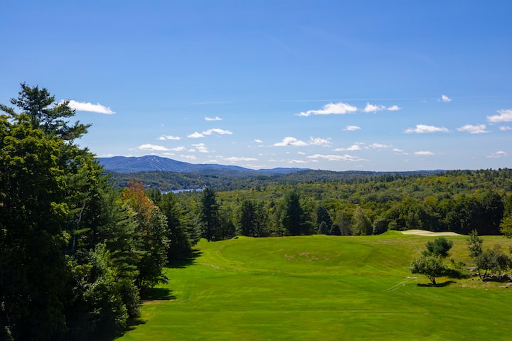 Sweet Spot At Sunapee - Swim, Golf, Tennis & Ski! - New London, NH