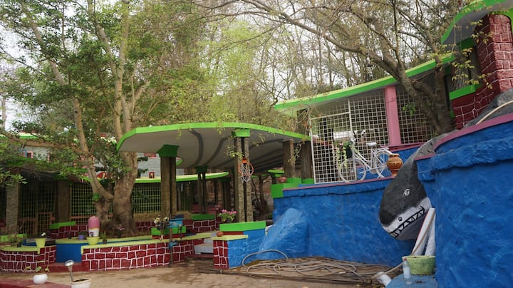 Independent Exclusive Cottage "Manasa Rock House" - Yelagiri
