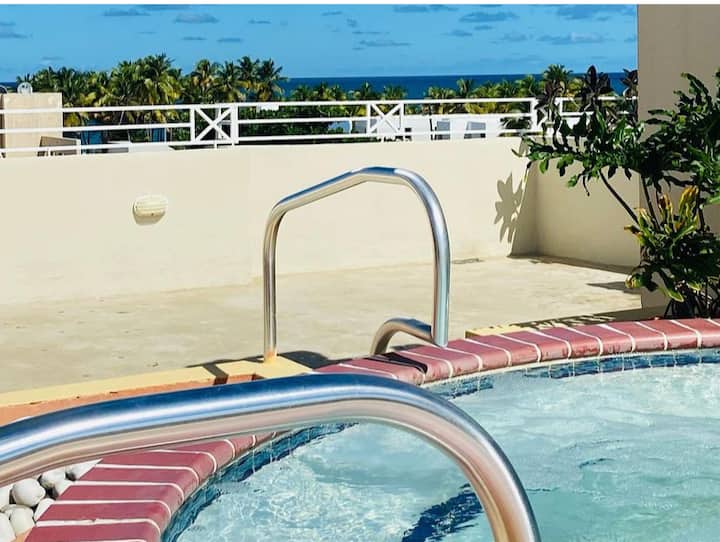 Spacious Penthouse Steps To The Beach! - Luquillo