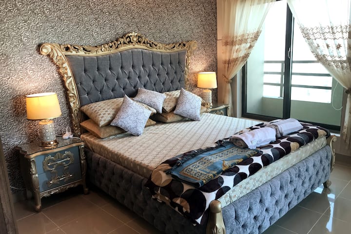 Luxury 2bed Condo With Amazing Views To Giga Mall. - Pakistan