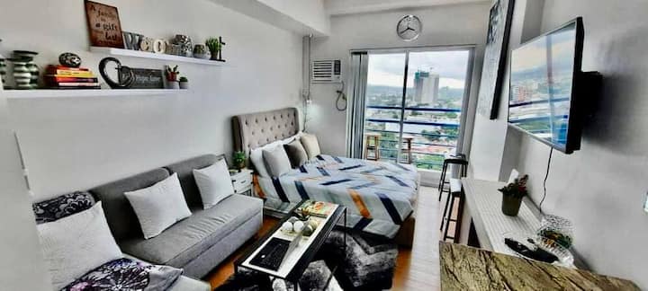 The View At The Loop. Cozy And Amazing City Views. - Cagayan de Oro