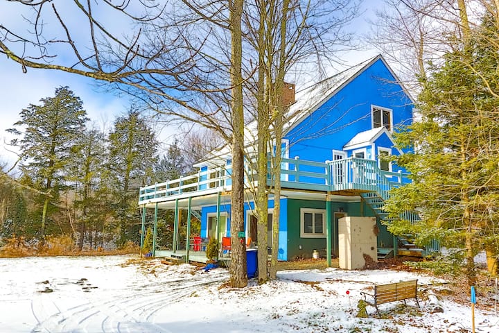 Log Cabin Hot Tub Pool 360 Degrees Of Mountain - Hunter Mountain, NY