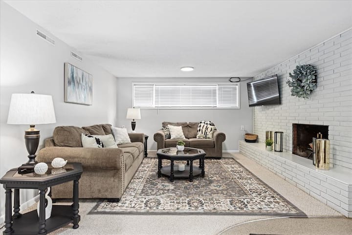 Fabulous Two Bedroom Apartment In Billings, Mt - Billings, MT