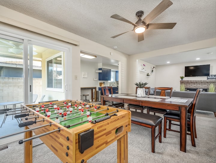Clovis House| Foosball| 3 Bed:2 Bath| 2-car Garage - Fresno, CA