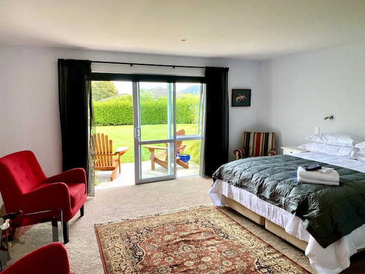 Fitzroybnb Spacious King Suite, Close To Town. - Coromandel