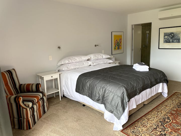 Fitzroybnb Spacious King Suite, Close To Town. - Coromandel