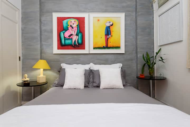 Copacabana Art Studio 2qtos. 3quadras Praia. 1vaga - Rio de Janeiro