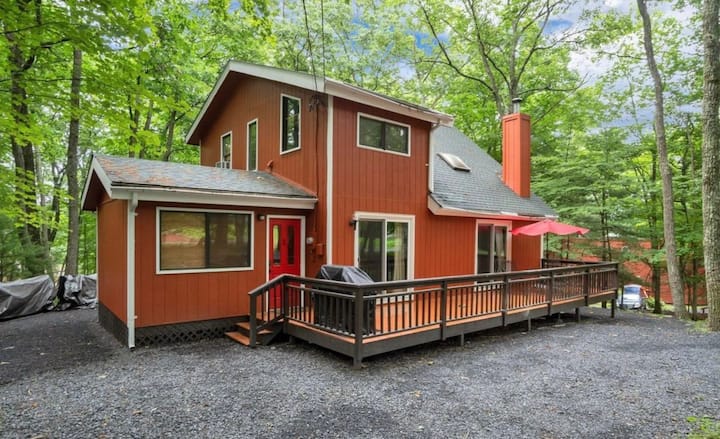 Moonlight Bliss-cozy, Hot Tub,dogs Allow,game Room - Bushkill, PA