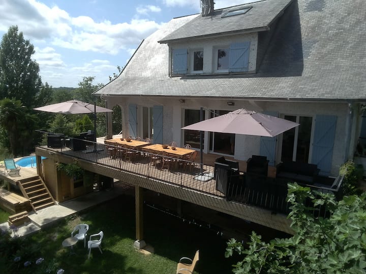 Villa Et Piscine Avec Vue Sur Les Montagnes / 16p - Pau