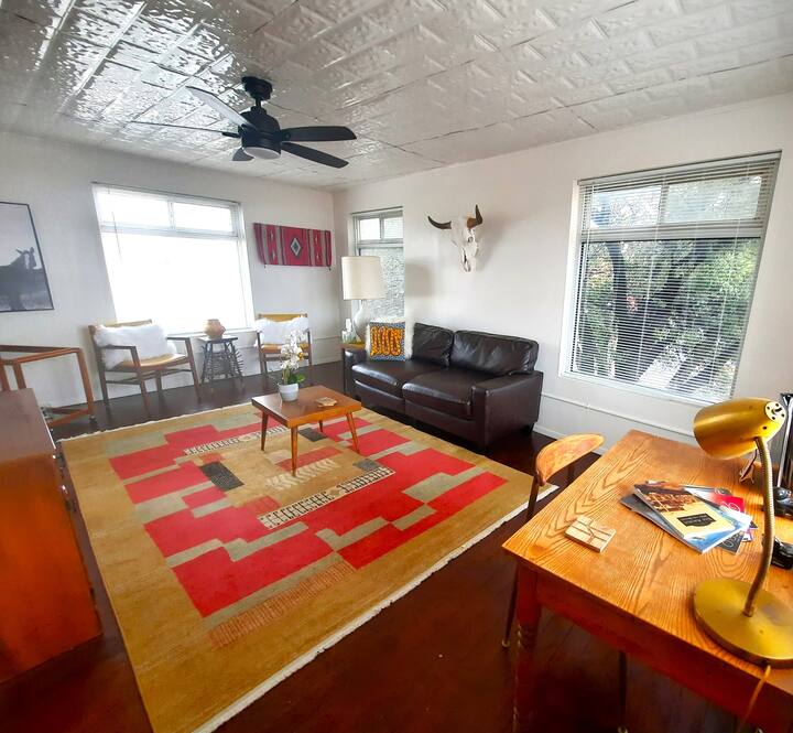 Sidewinder Suite Downtown On Chadbourne - San Angelo, TX