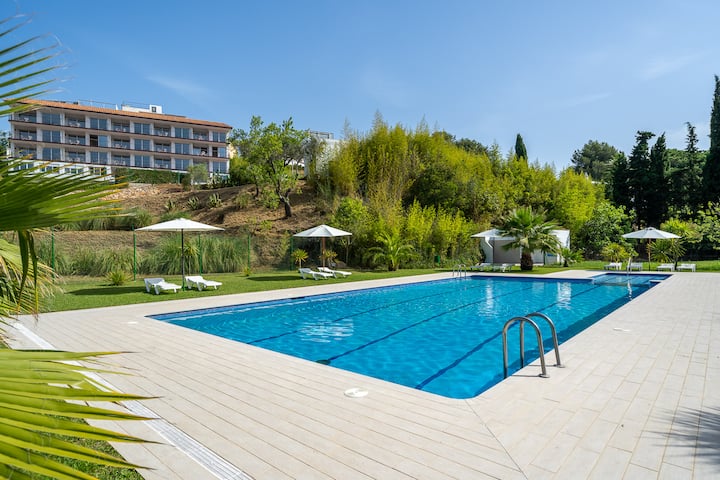 Bonita Vivienda Para 5 Con Piscina Y Parking - R25 - Lloret de Mar