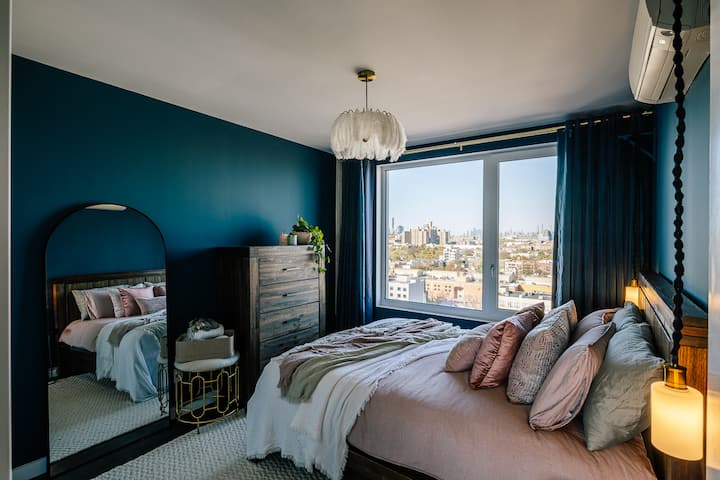 Breathtaking Views In Cloud Oasis - New York