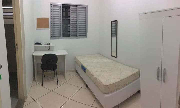 Suítes Em Liberdade S.p. Fixo E Temporário - Sao Paulo