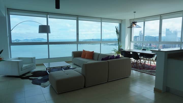 Ocean Front Apartment, Best Pty Location - Panama City