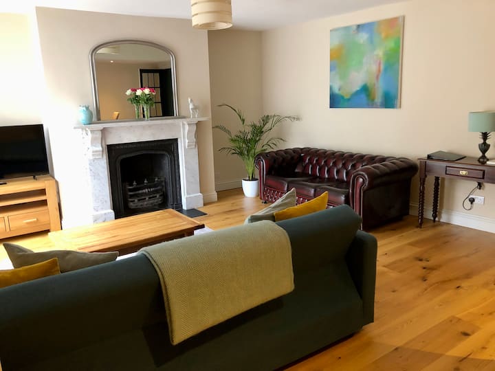 Rosebank - Stylish Apartment In Montpellier. - Cheltenham