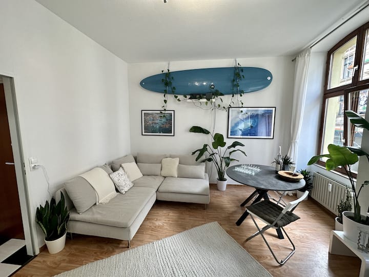 Gemütliches Und Sauberes Zwei Zimmer Apartment - Köln