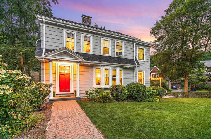 Boston College Graduation, Great Outdoor Space. - Wellesley, MA