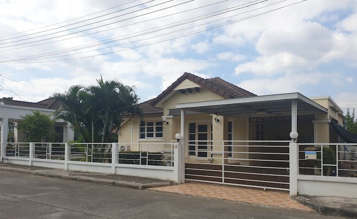 Jackfruit's Houseบ้านขนุนジャックフルーツ・ハウス19/68 - Mueang Lamphun District