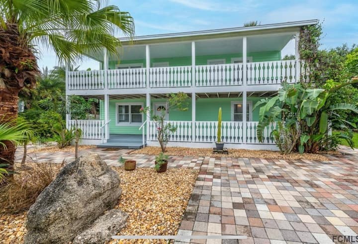 Entire Duplex, Steps To Beach, Right Off A1a! - Florida