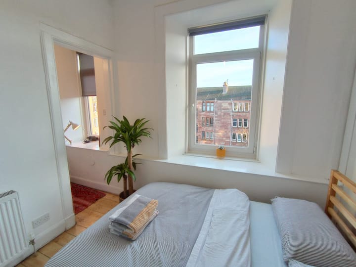 Crossmyloof Vacation Rentals & Homes - Crossmyloof, Crossmyloof, United ...