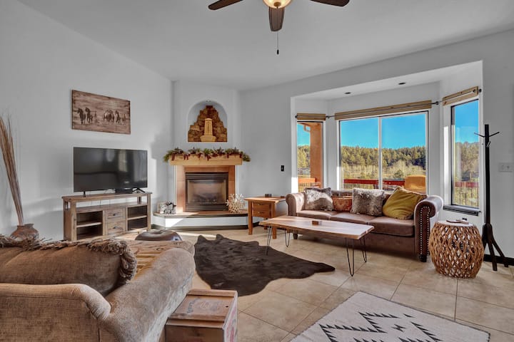 Modern Western Home With Lake And Mountain Views - Woodland Park, CO