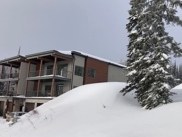 Vacation Home Silver Star Mt. B.c. "The Ridge" - Armstrong