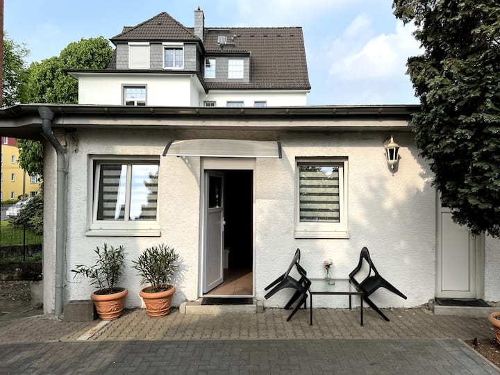 Gästehaus Mit Direkten Zugang Zu Einer Terrasse - Solingen