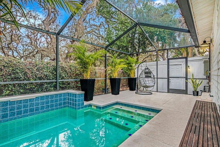 Modern House In Clearwater W/ Private Pool - Safety Harbor, FL