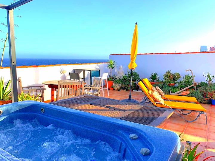 Hot Tub & Waves Oceanfront Suite, Tenerife, Arico - Tenerife