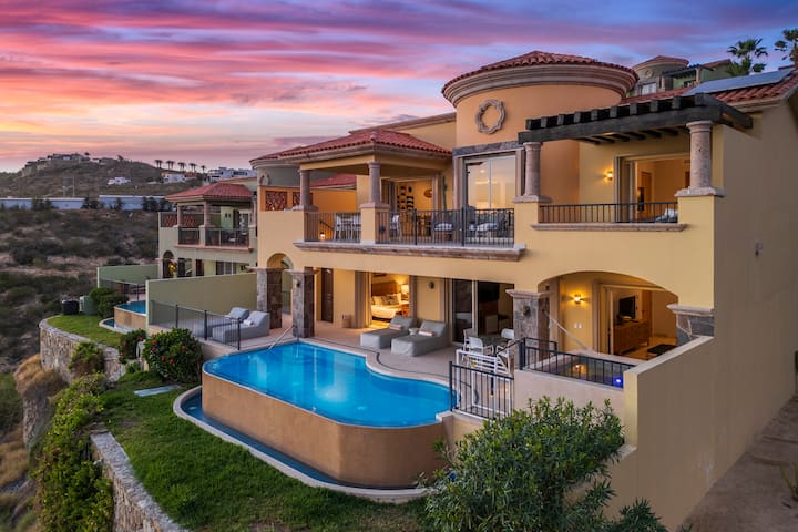 Splendid 4-bdrm Montecristo Villa At Quivira - Cabo San Lucas