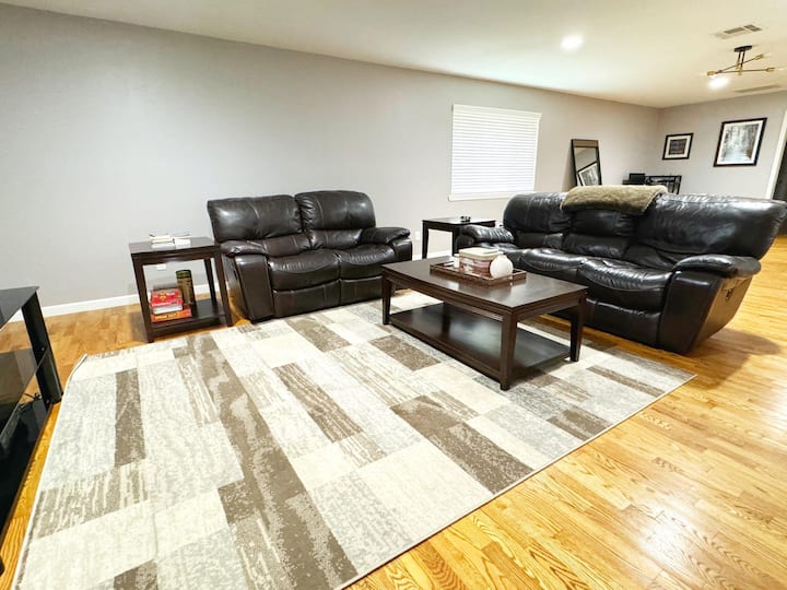 Spacious, Cozy Home Near Nrg, Med Center - Stafford, TX