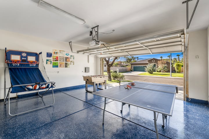 Rockland Getaway 🏓 🏀 🏊‍♀️ - Indio, CA