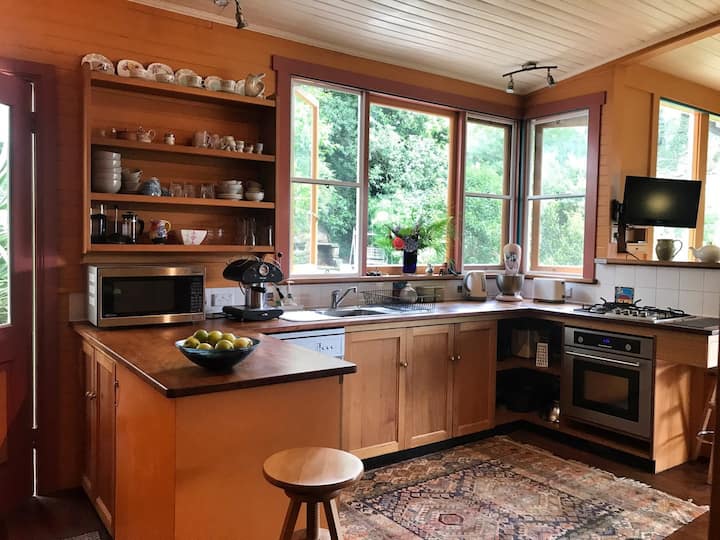 Old World House Set In A Large Mountain Garden - Medlow Bath