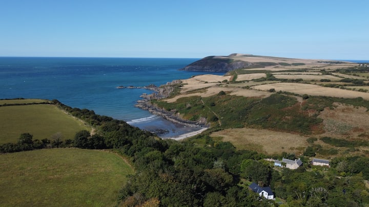 Beautiful Sea View Of Fishguard Bay. - Fishguard