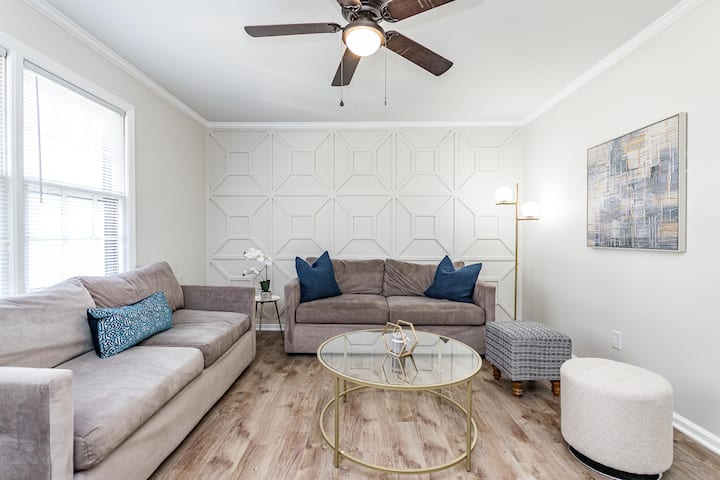 Raleigh House W Master Suite - 4min To Fenton - Cary, NC