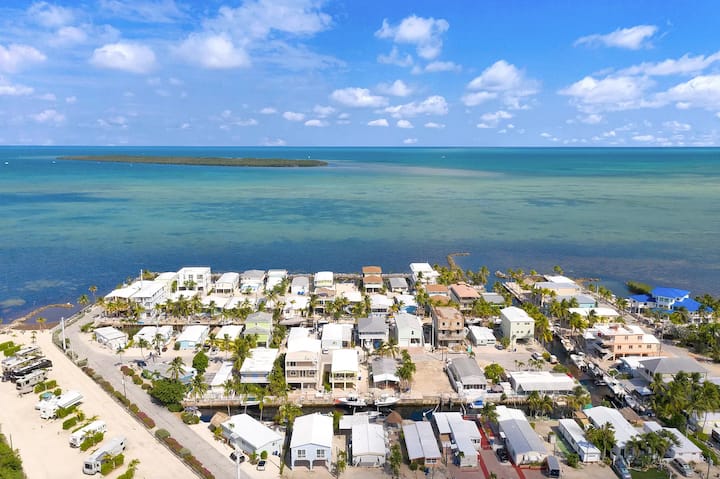 Oceanside, 84ft Dock, Ramp, Snowbird-friendly - Key Largo, FL