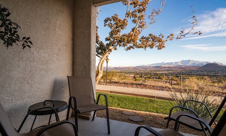 Desert Oasis @ Las Palmas - Amazing View - St. George, UT