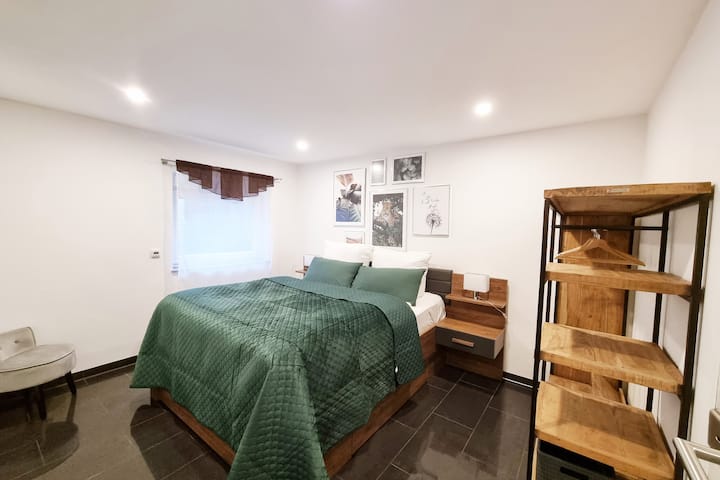 Modernes Luxuriöses Apartment Mit Parkplatz - Cologne