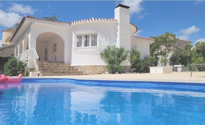 Charming Villa, Large Terrace, Private Pool - La Manga