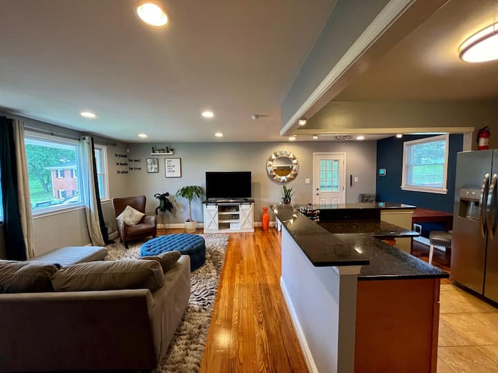 Quiet Cul De Sac Maryland Home Near Fedex Field - Largo, MD