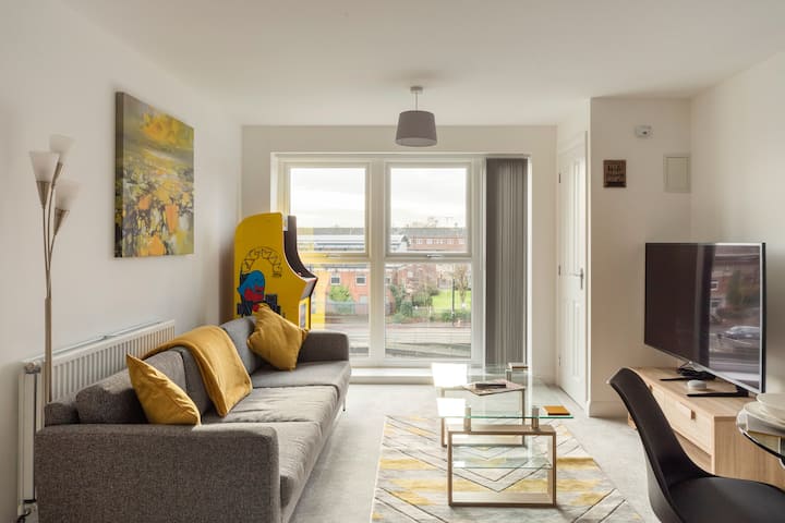 Luxury 2-bed City Centre Apartment With Parking - Digbeth - Birmingham