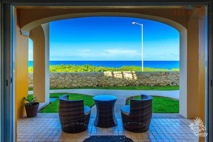 Lovely Mid Island Condo With Stunning View. - Isla Mujeres