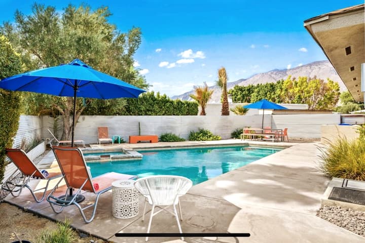 Stardust Palm Springs - Saltwater Pool & Spa - Palm Springs