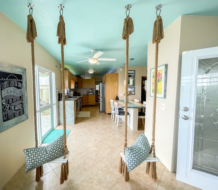 Ocean Front Home W/pool For 4 – Casa Oceana In Vqs - Vieques