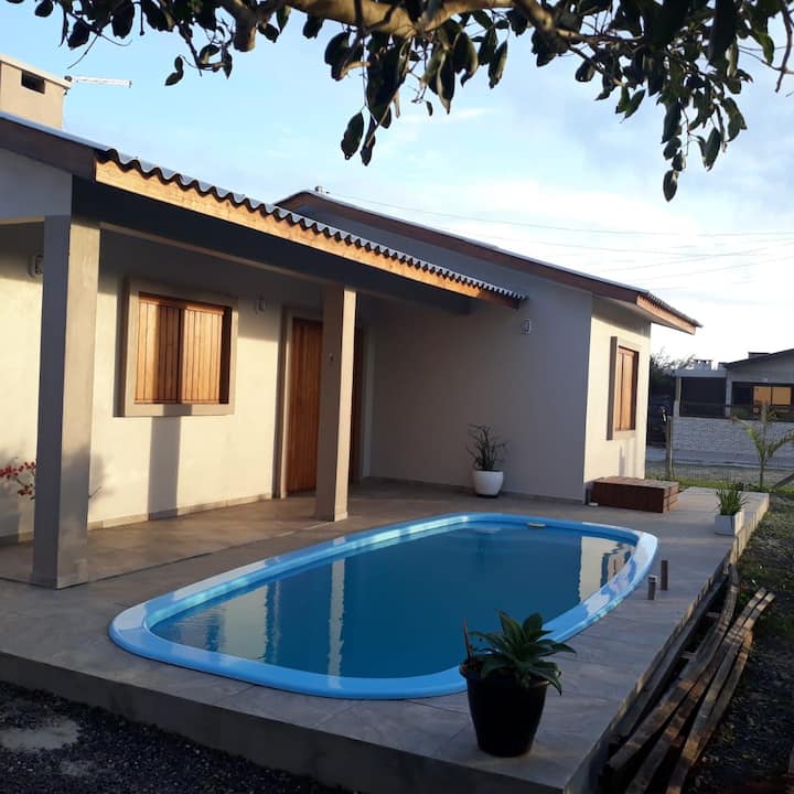 Casa Com Piscina, 50mt Da Praia - Arroio do Sal