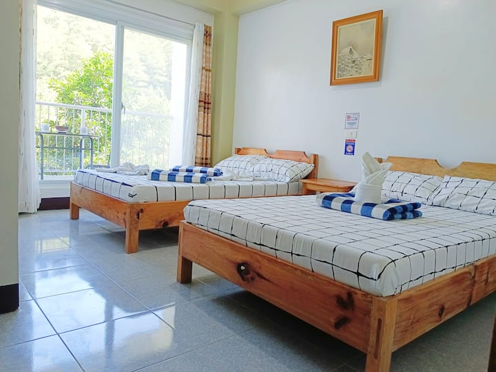 Room W/ Balcony & Stunning View-amlangan Lodge 10 - Bontoc