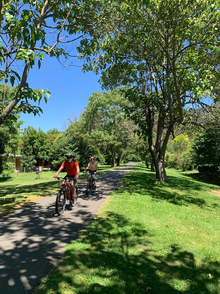 Rail Trail Abode - Porepunkah